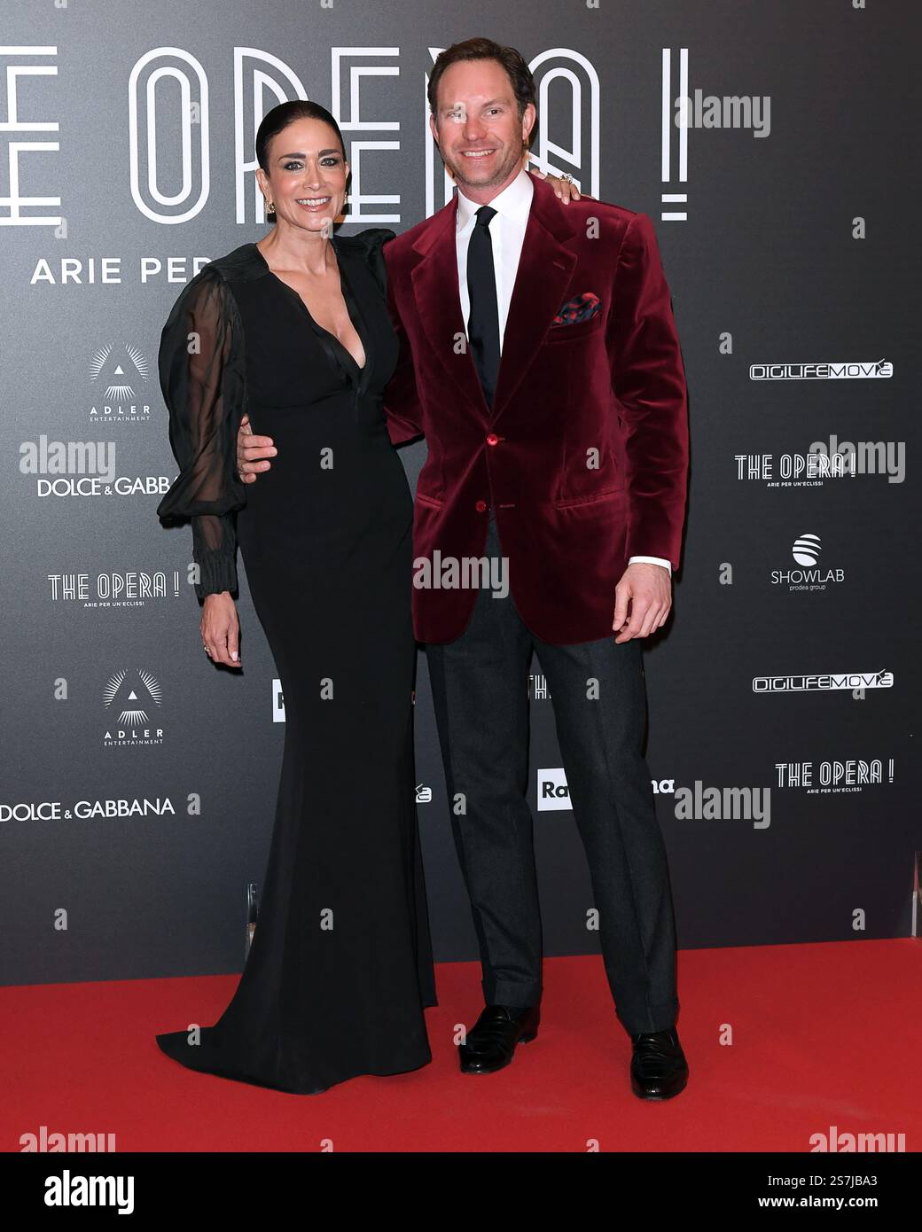 Milan, Italy. 19th Jan, 2025. Milan - Red Carpet for the premiere of ...