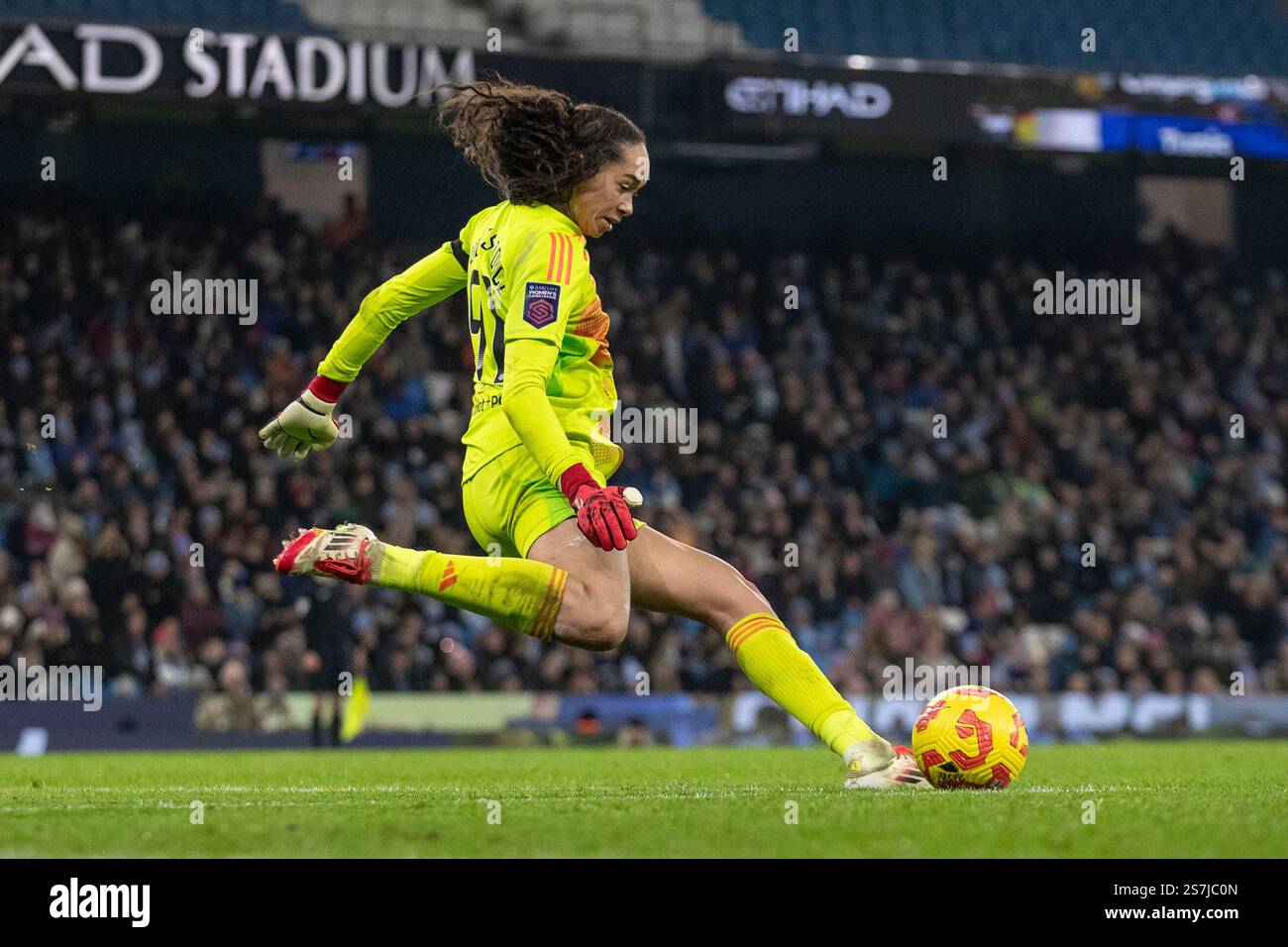 Etihad Stadium, Manchester on Sunday 19th January 2025. Phallon Tullis ...