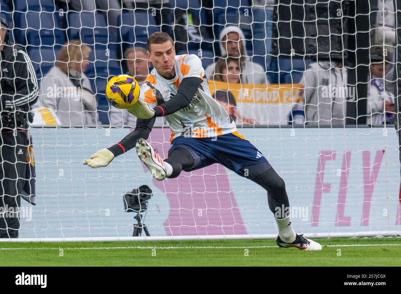 Madrid, Madrid, Spain. 19th Jan, 2025. 13 ANDRII LUNIN during the ...