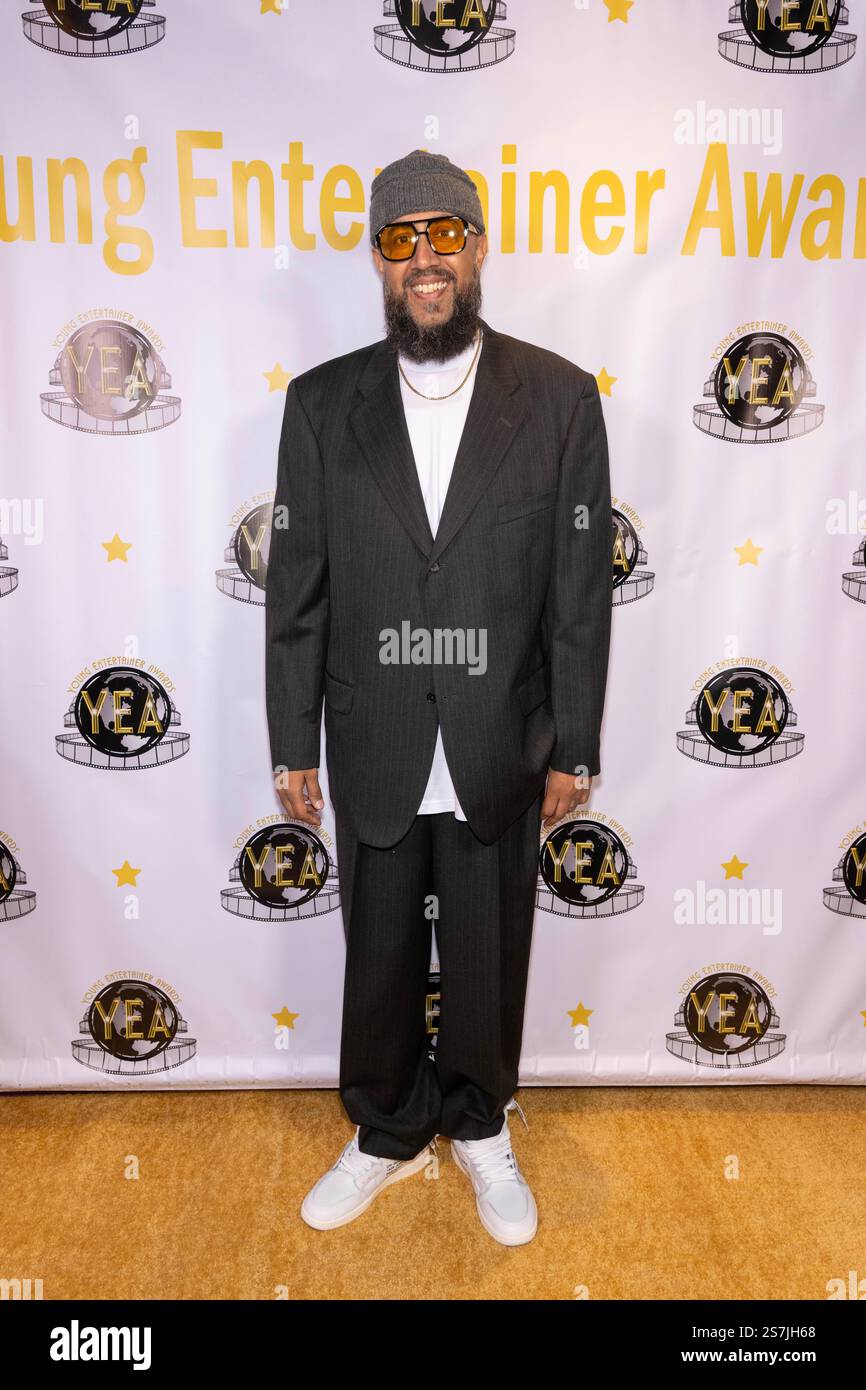 Chris loos hi-res stock photography and images - Alamy