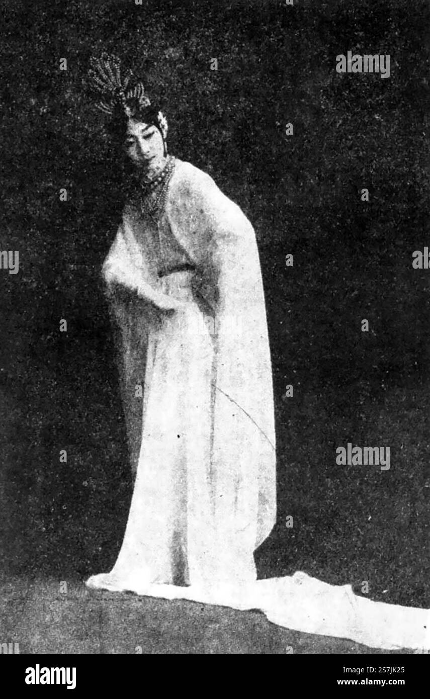 Mei Lanfang as Yang Guifei in a 1928 opera, Mei Lan (1894 – 1961), Mei ...