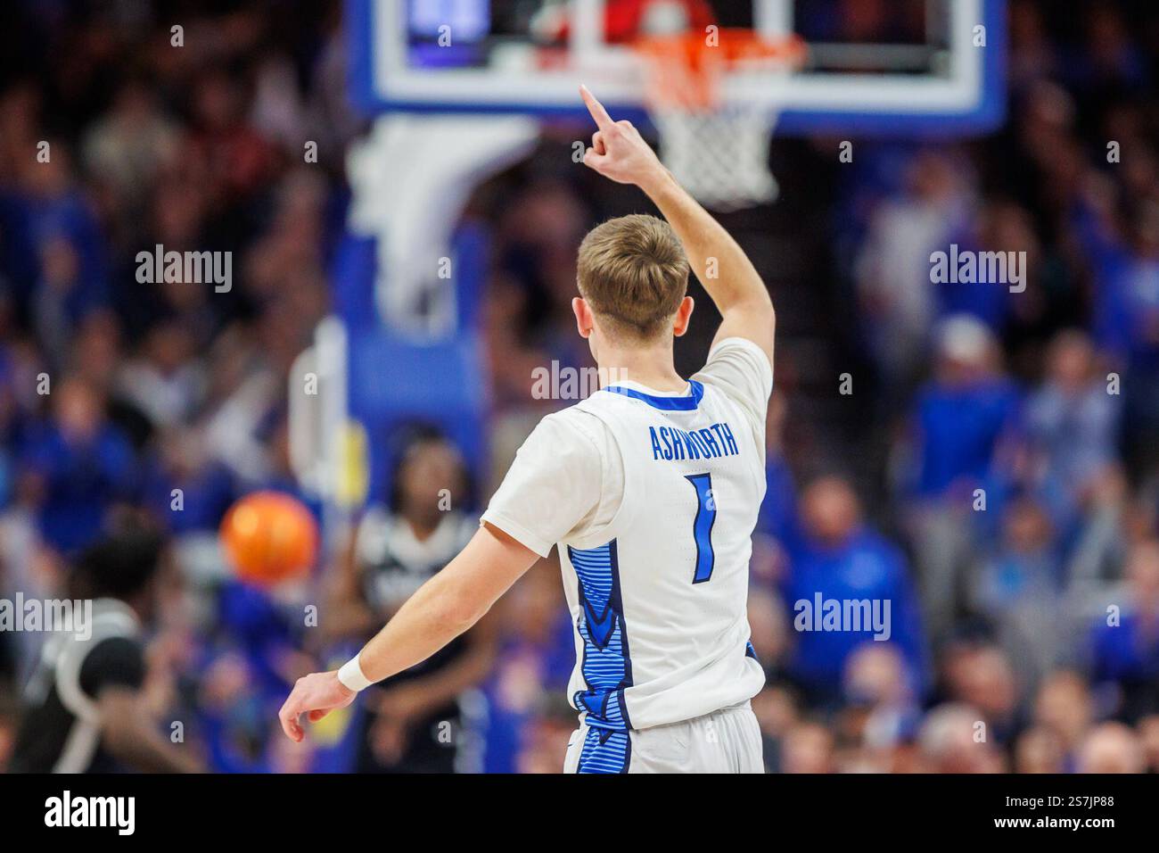 Omaha, NE. U.S. 14th Jan, 2025. - Creighton Bluejays guard Steven ...