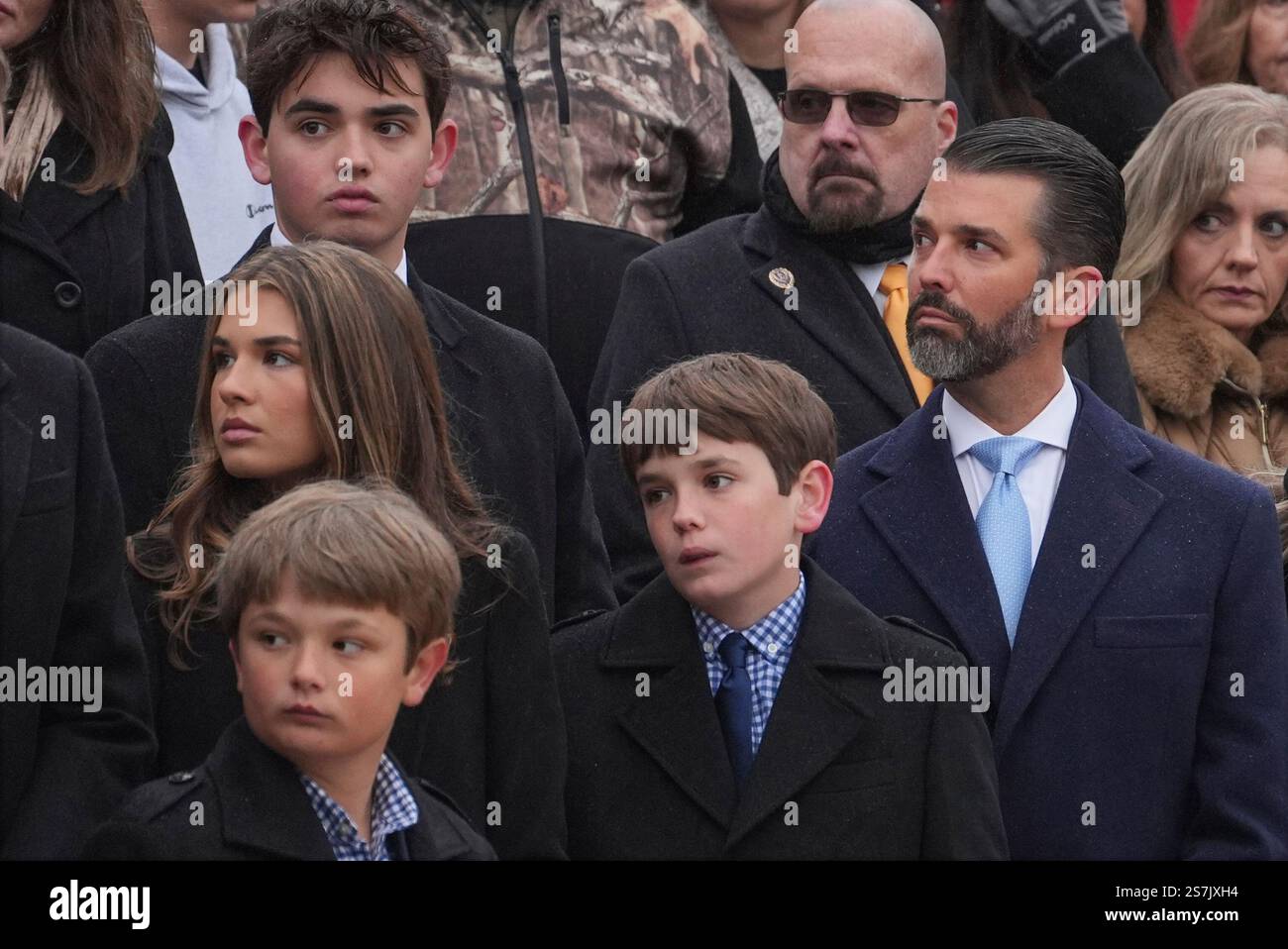 Donald Trump Jr., and other family members arrive before President ...