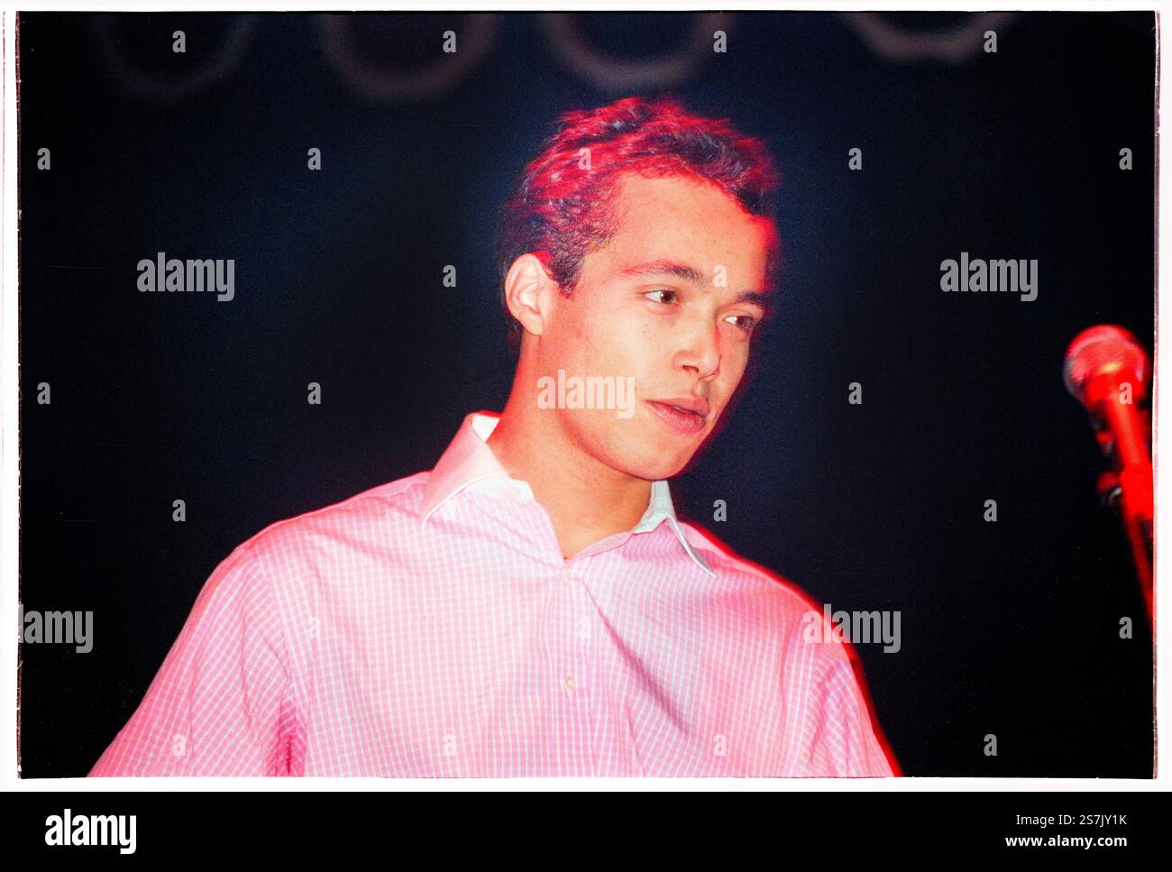 FINLAY QUAYE, YOUNG, CREAMFIELDS, 1998: A young Finlay Quaye playing ...