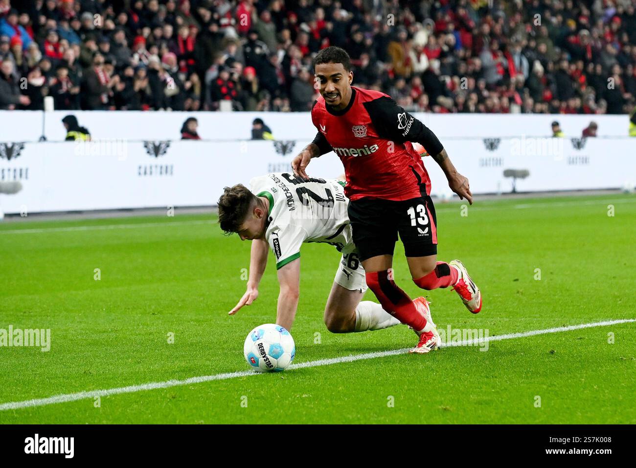 Leverkusen, Deutschland. 18th Jan, 2025. Fussball; Spieltag 18; 1. Bundesliga; Saison 2024/2025 ...