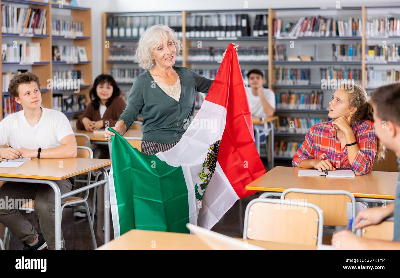 Interesting story about Mexico while teaching high school students in ...