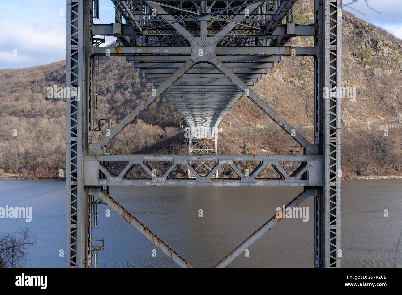 Bear Mountain Bridge, gray structural steel, located in the Hudson ...