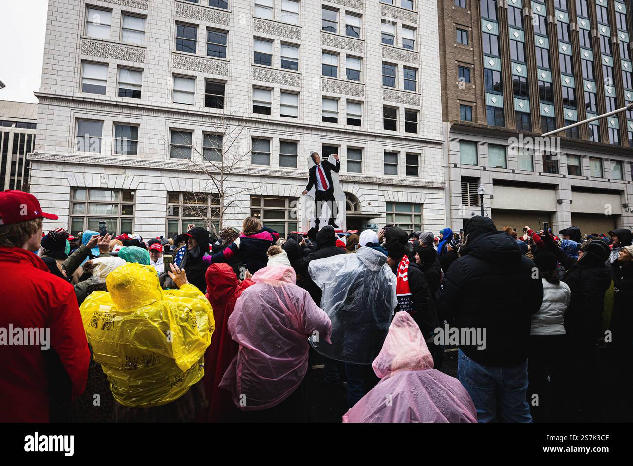 Tampa, District Of Columbia, USA. 19th Jan, 2025. A lifesize cardboard ...