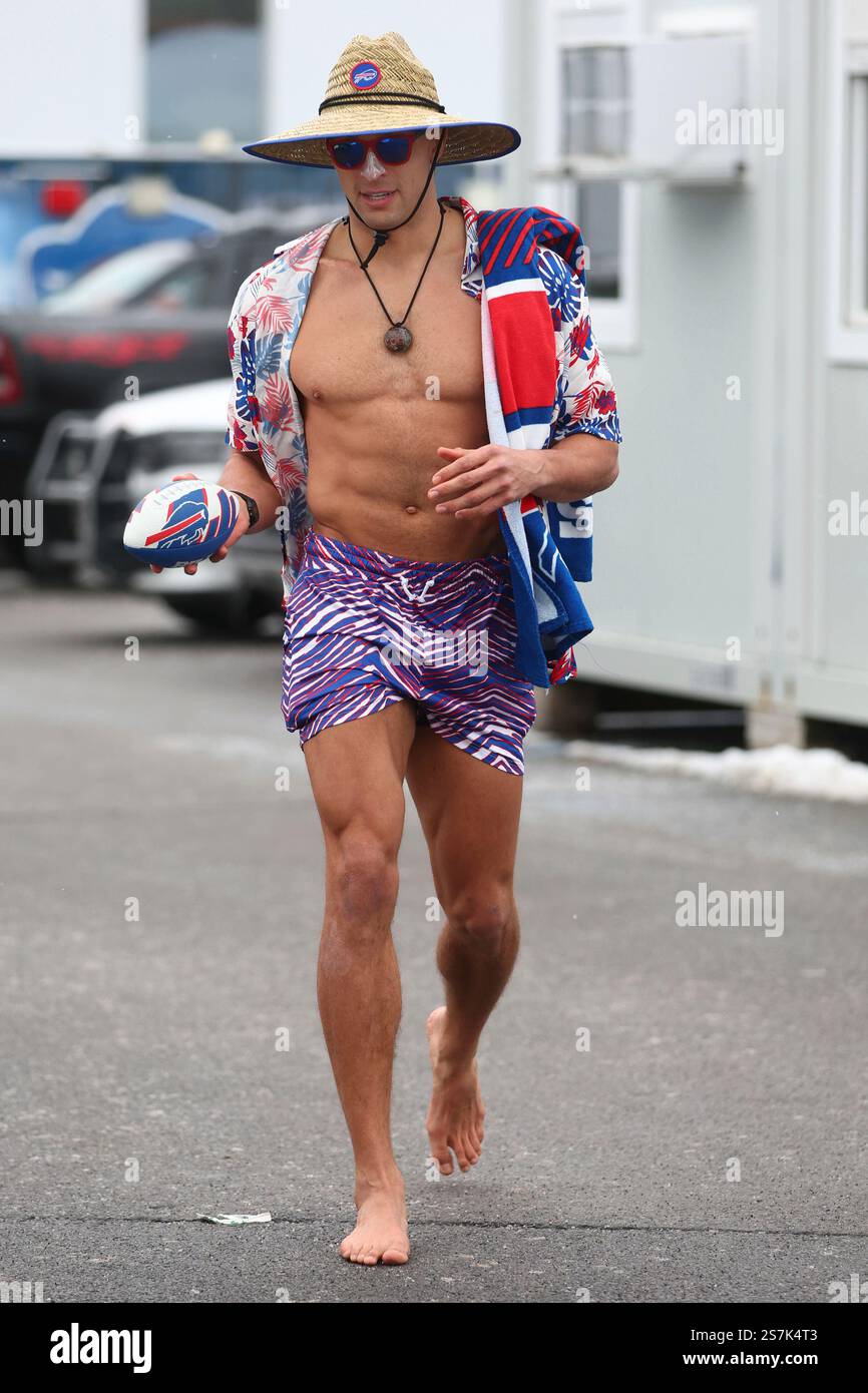 Buffalo Bills wide receiver Mack Hollins (13) arrives at stadium prior ...