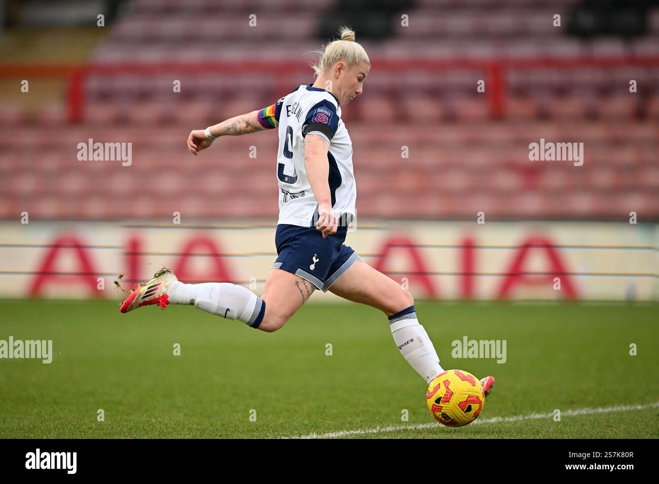 London, UK. 19th January 2025 Bethany England of Tottenham Hotspur ...