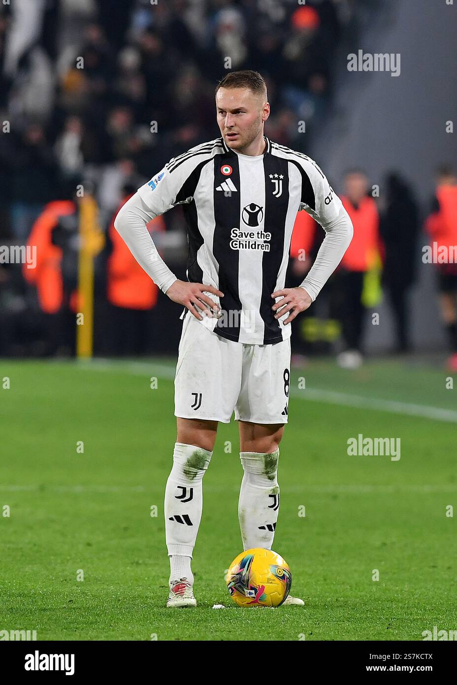 Turin, Italy. 18th Jan, 2025. Teun Koopmeiners of Juventus FC during Serie A 2024/25 match ...