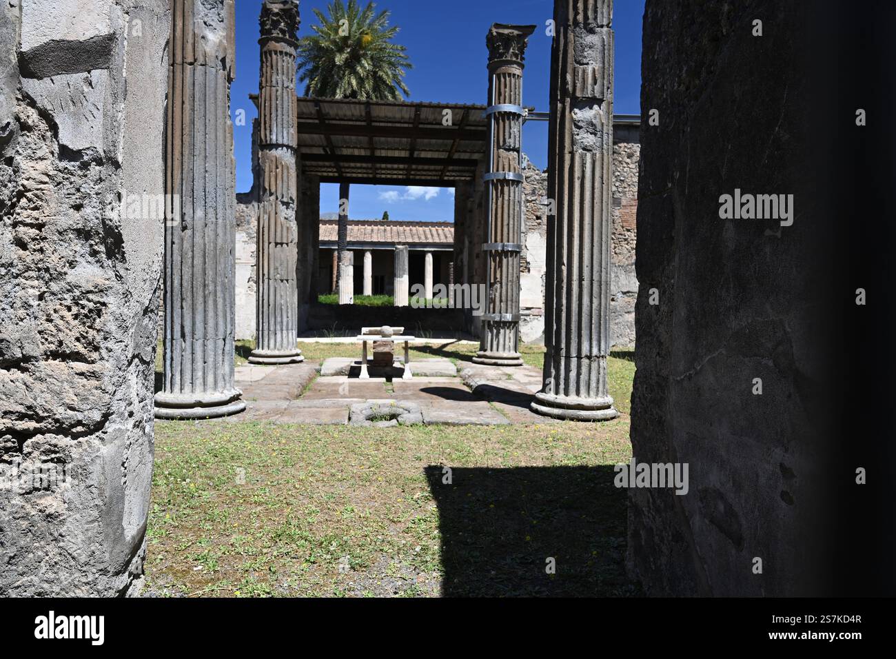 decretive structural Corinthian pillars Pompeii Italy Stock Photo - Alamy