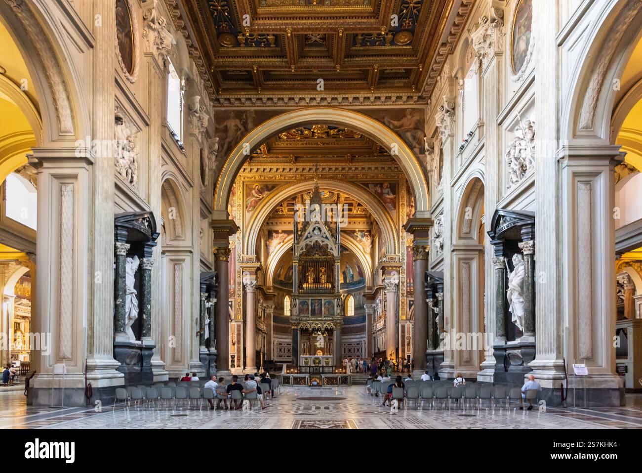Nave, Lateran Basilica, Rome, Italy Stock Photo - Alamy