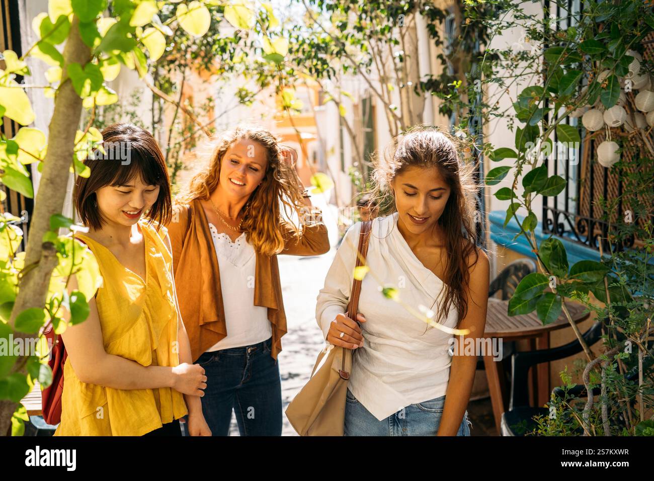 University exchange students exploring a new city together Stock Photo ...