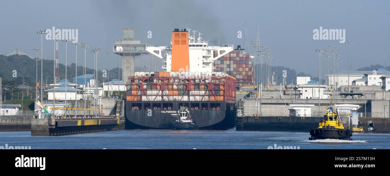 Panama canal 148 jpg hi-res stock photography and images - Alamy
