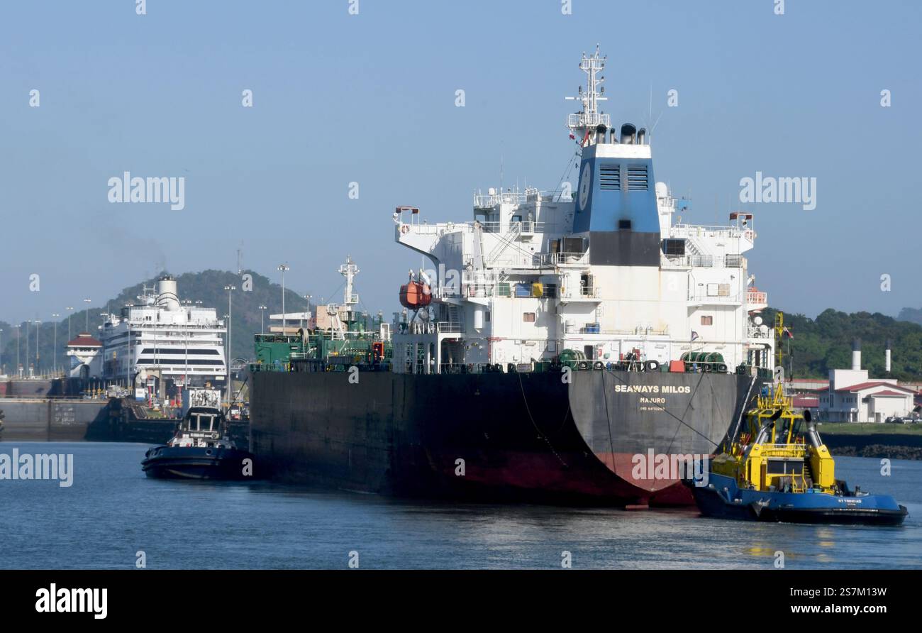 Panama City, USA. 13th Jan, 2025. Hapag - LloydÃ s Seaway Milos ...