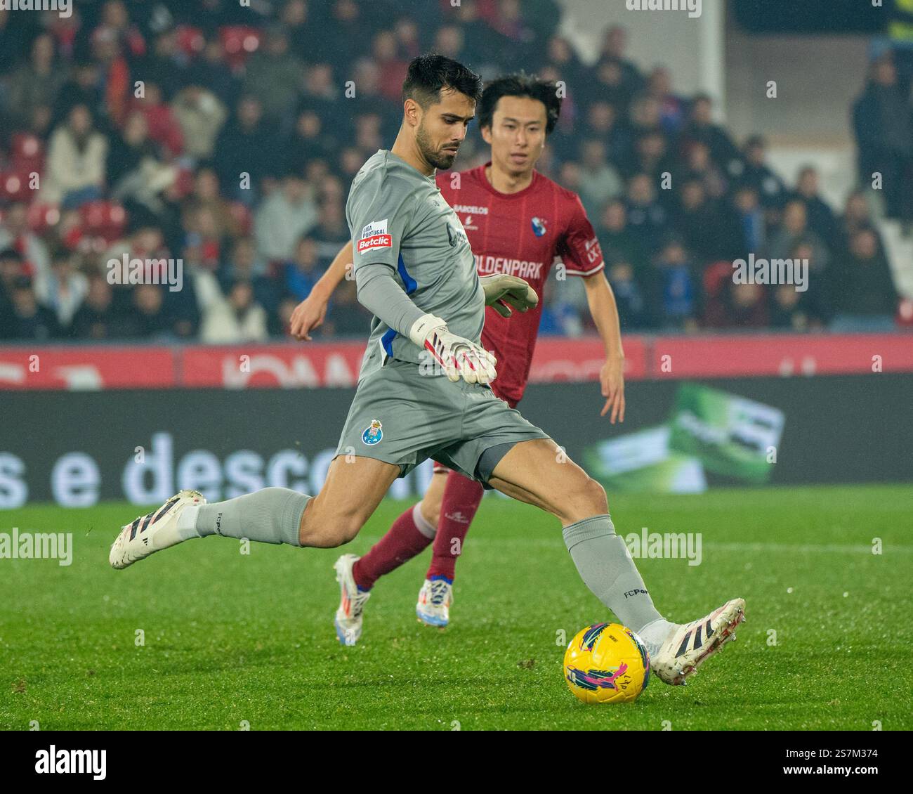 Barcelos, Guimaraes, Portugal. 19th Jan, 2025. DIOGO COSTA from FC ...