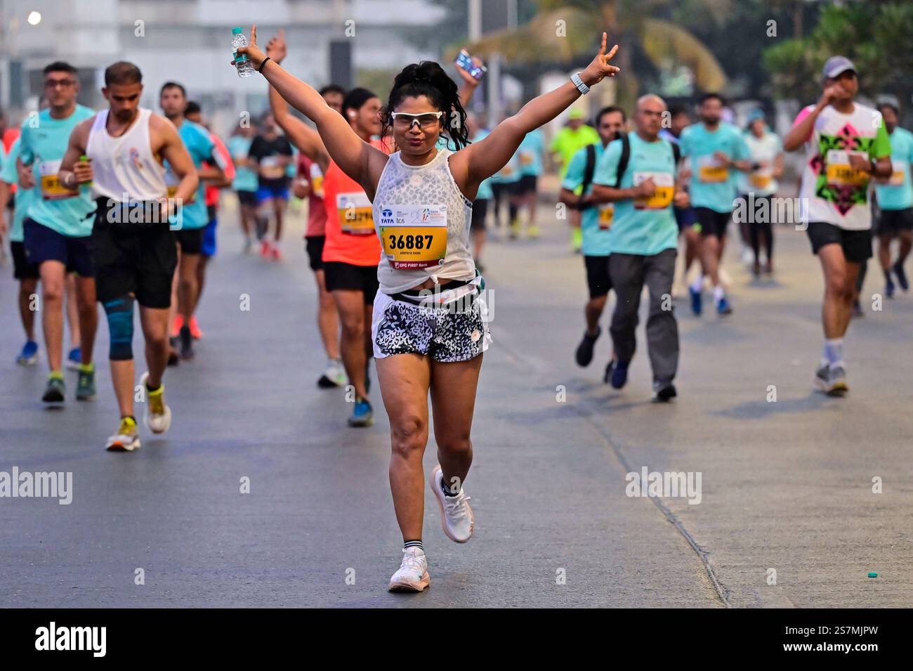 Mumbai, India. 19th Jan, 2025. MUMBAI, INDIA - JANUARY 19: Long ...