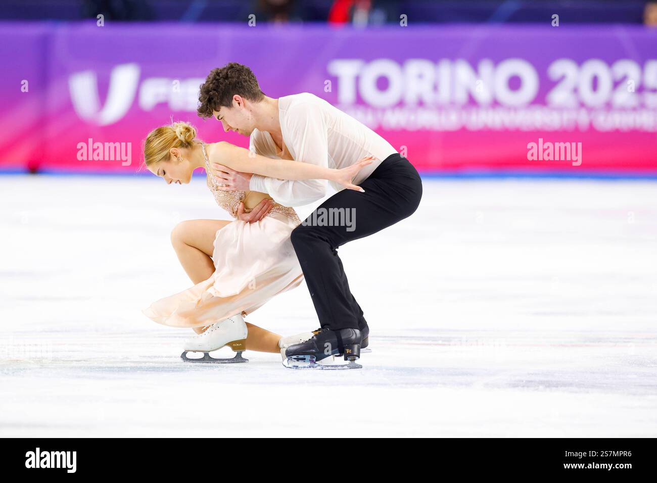 Turin, Italy. 17th Jan, 2025. Sofia Val & Asaf Kazimov (ESP) Figure ...