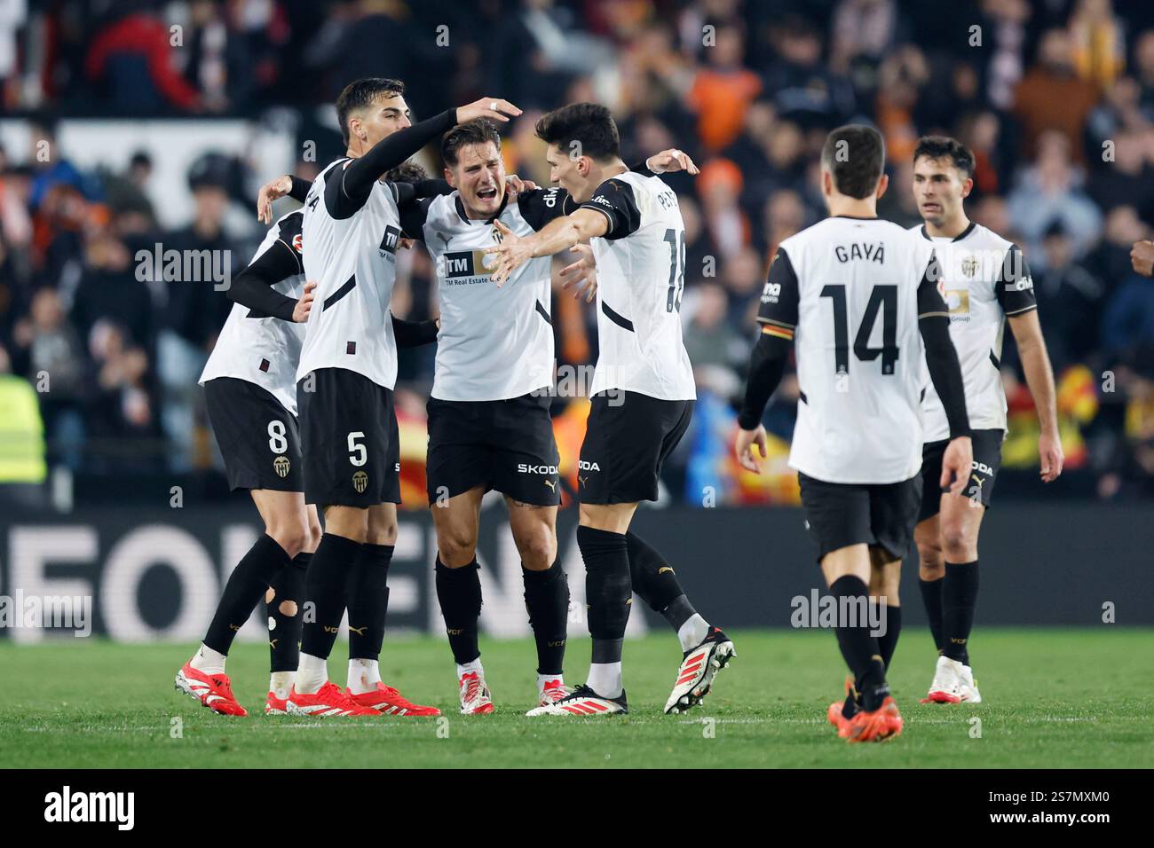 Valencia, Spain. Credit: D. 19th Jan, 2025. Valencia team group ...