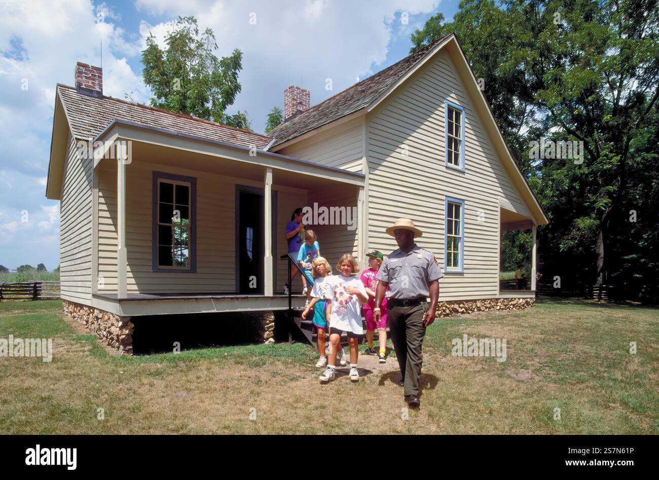 Diamond, MO, USA May 2, 1997 A park ranger leads a group of school ...