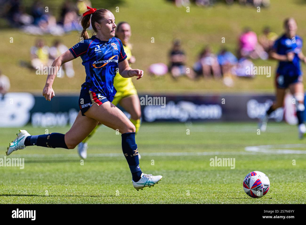 Wellington, New Zealand, 19 January, 2025. Lara Gooch of the Newcastle ...