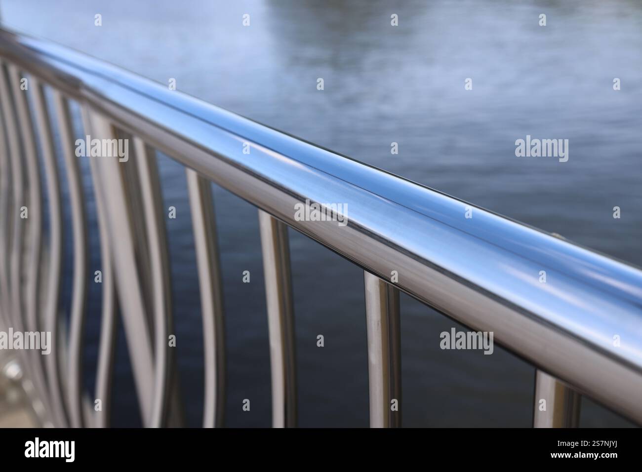 Railing along river bank hi-res stock photography and images - Alamy