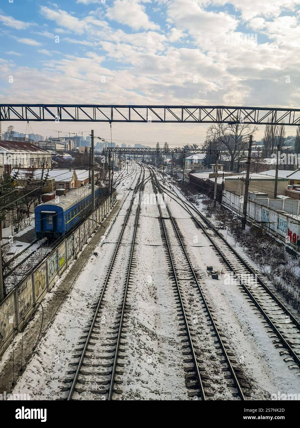 Shunting yard in winter hi-res stock photography and images - Alamy
