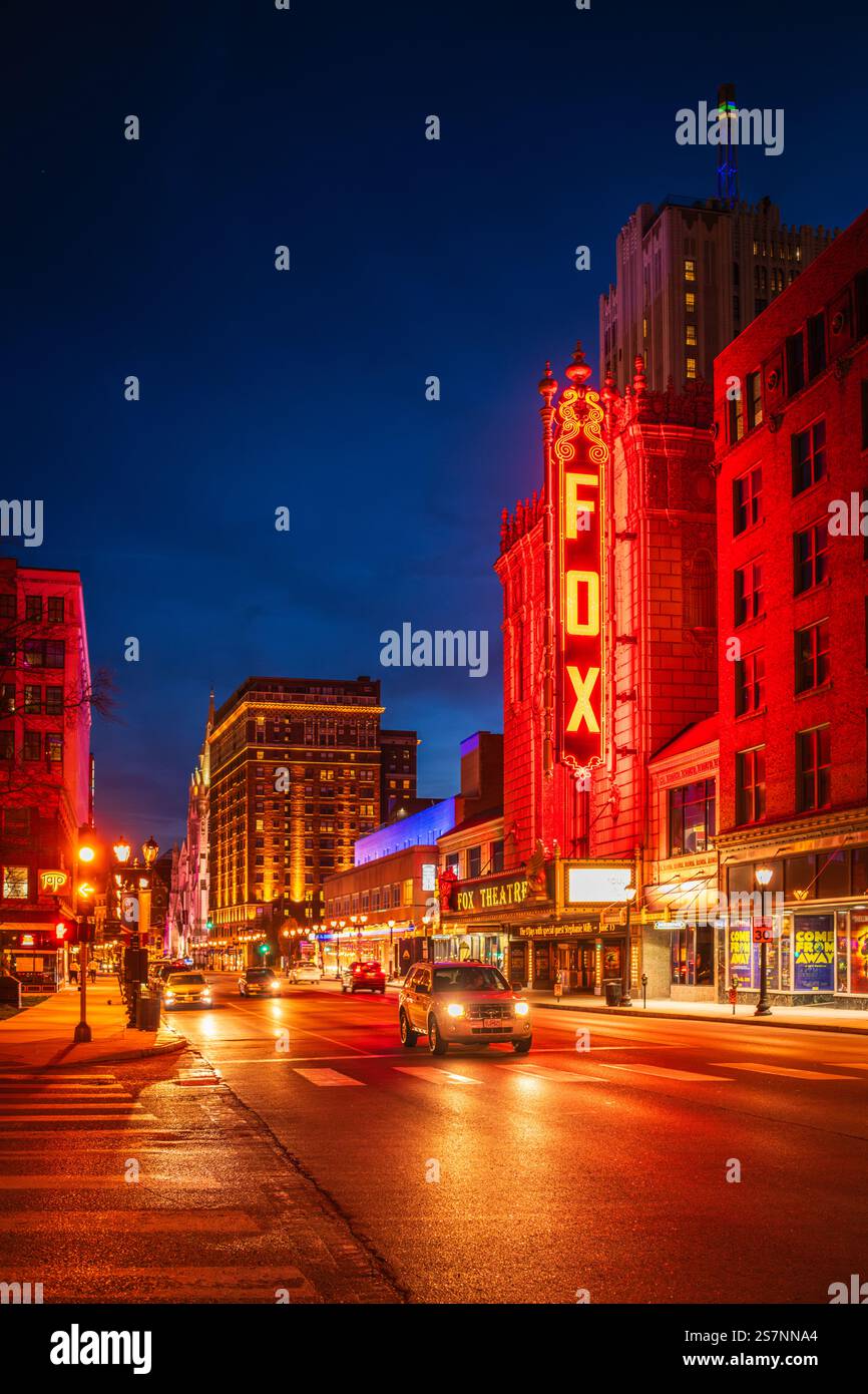 St. Louis, MO USA - April 9, 2019: Neon lights at the Fox Theatre, a ...