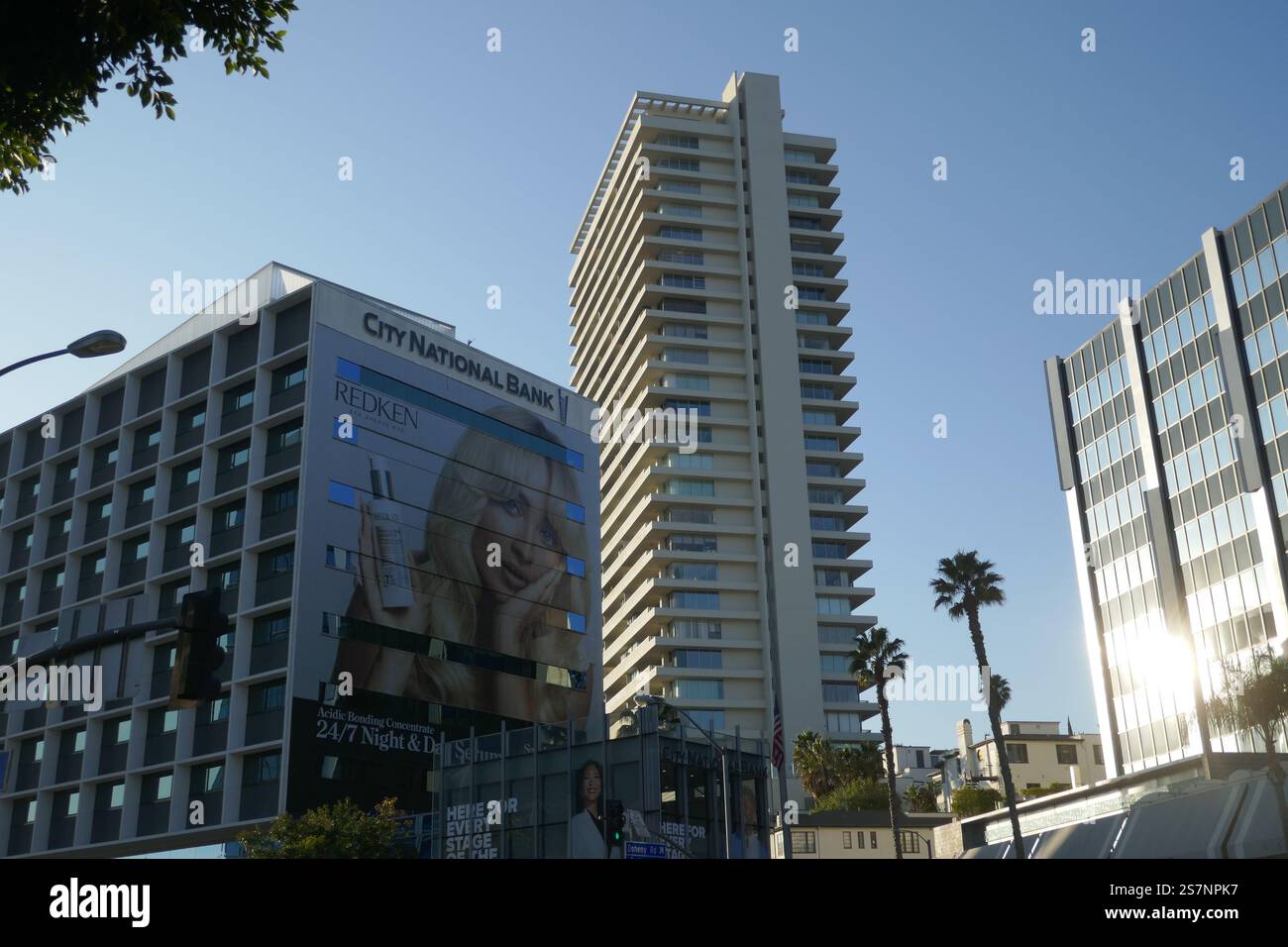 West Hollywood, California, USA 18th January 2025 Sabrna Carpenter ...