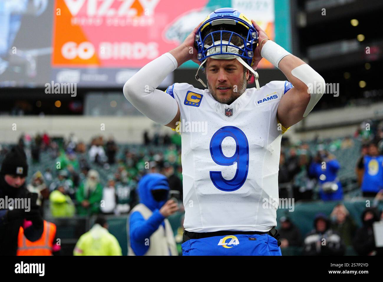 Los Angeles Rams quarterback Matthew Stafford (9) walks on the field ...