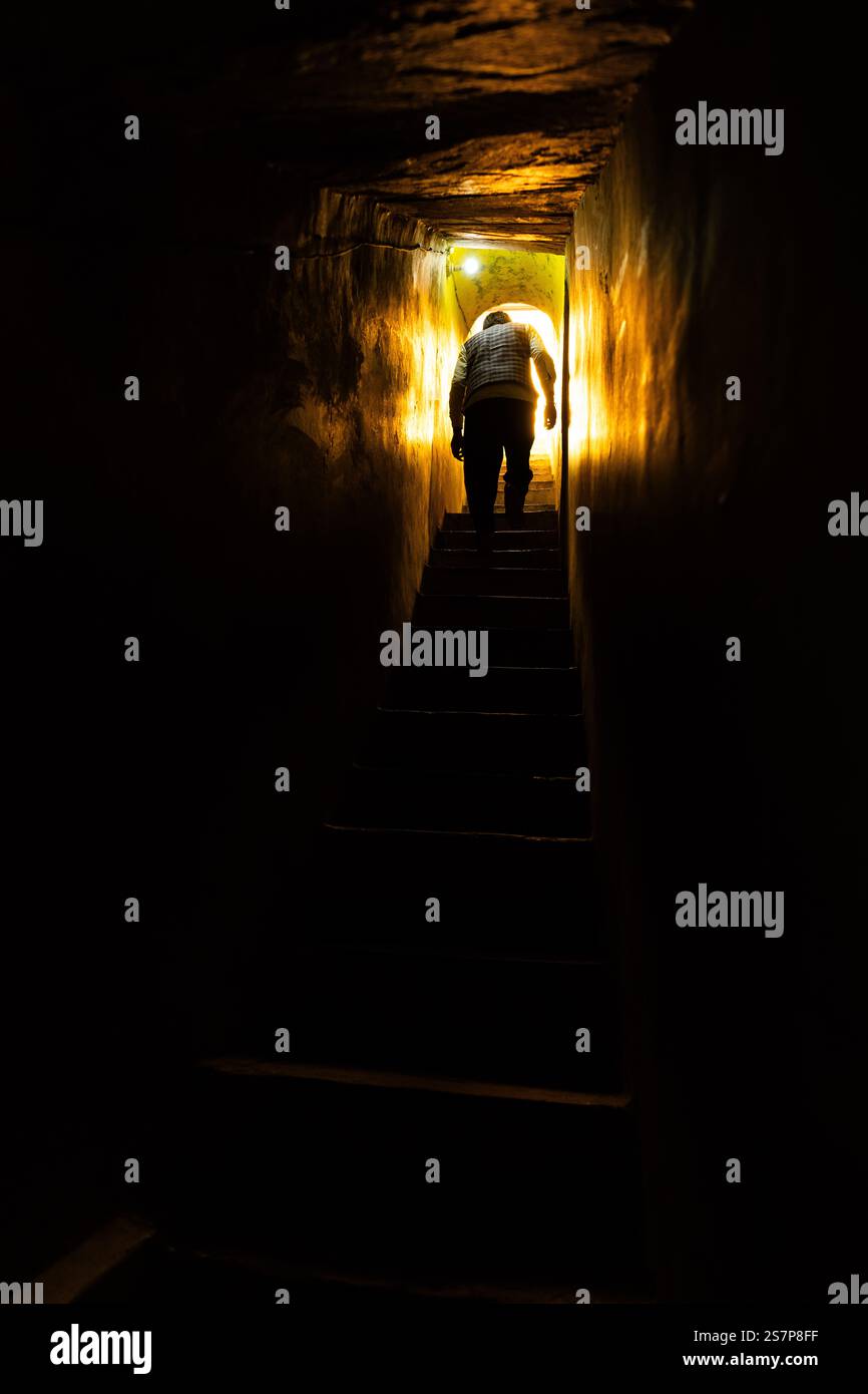 Madrid, Madrid, Spain. 18th Jan, 2025. Pilgrims visiting Ram Janki ...