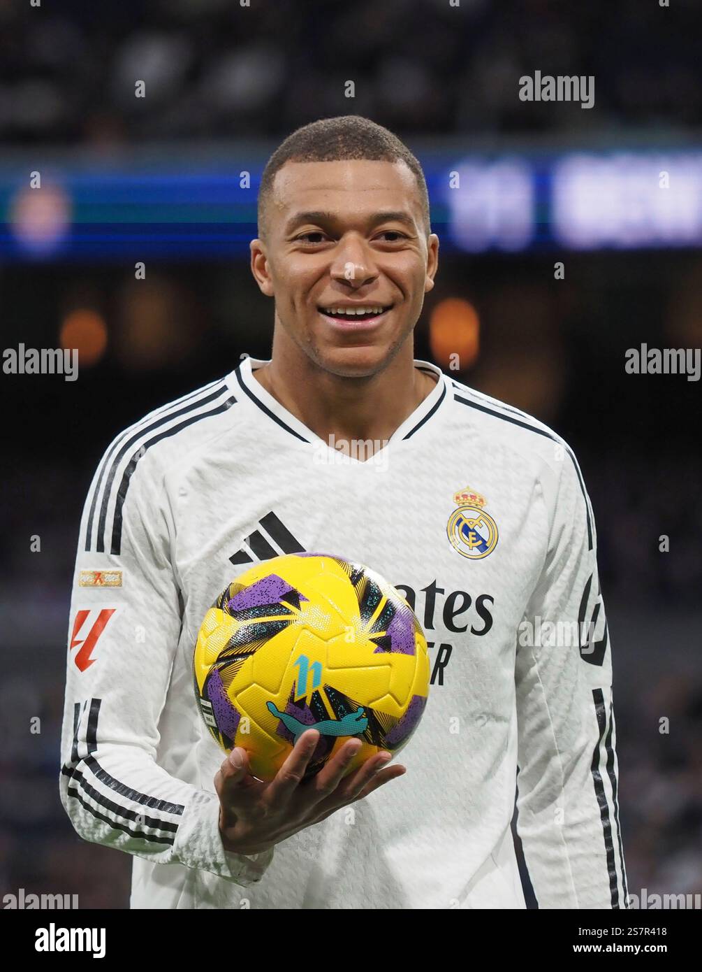 Kylian mbappé real madrid hi-res stock photography and images - Alamy