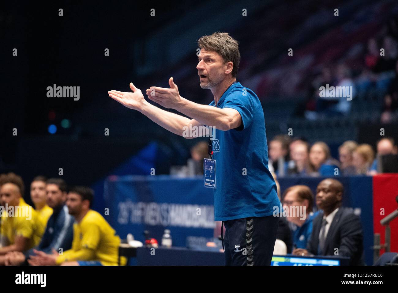 Oslo, Norway. 19th Jan, 2025. Head coach Robert Hedin of USA seen ...