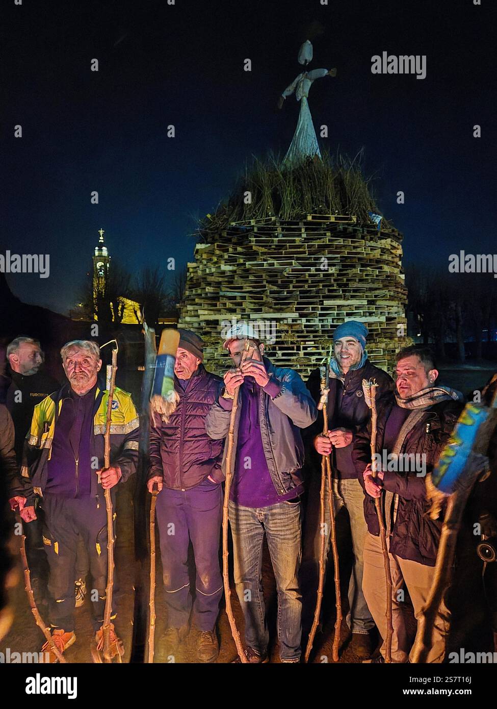 Italy, Lombardy, Ossona, Falò di Sant'Antonio, Bonfire of Saint Anthony ...