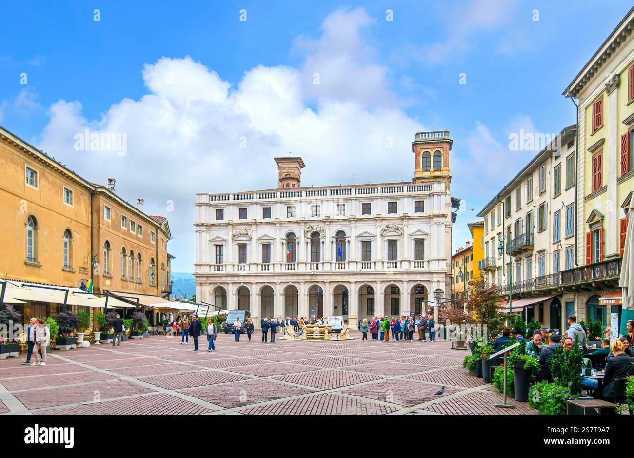 Bergamo, Italy. The old main square Piazza Vecchia and the public ...