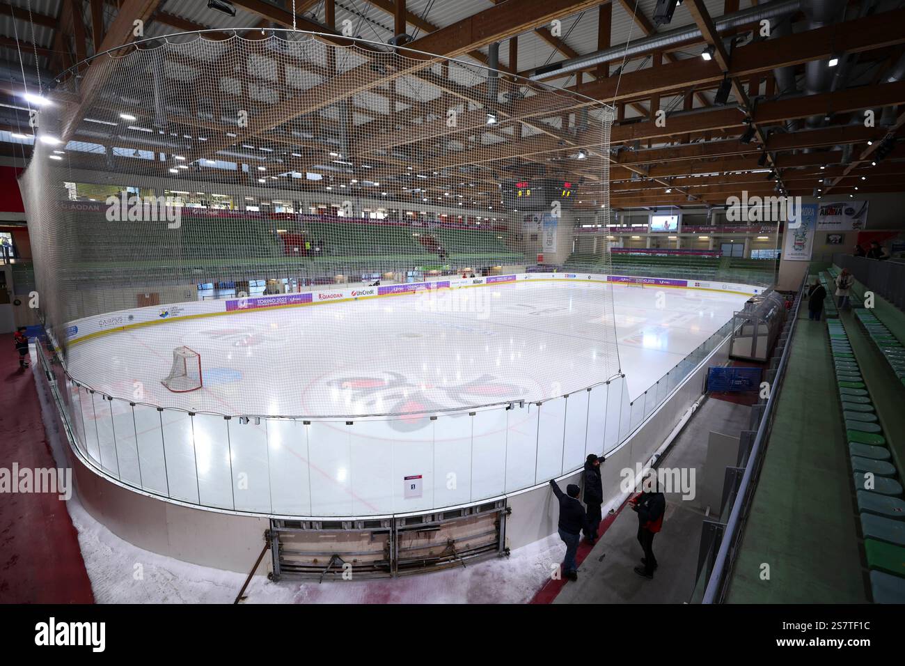 General view, JANUARY 14, 2025 - Ice Hockey : Men's between United ...