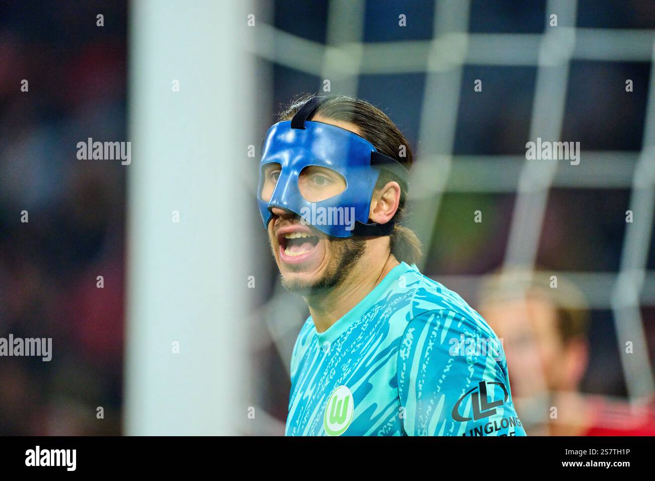 Kamil Grabara, goalkeeper WOB 1 in the match FC BAYERN MUENCHEN - VFL ...
