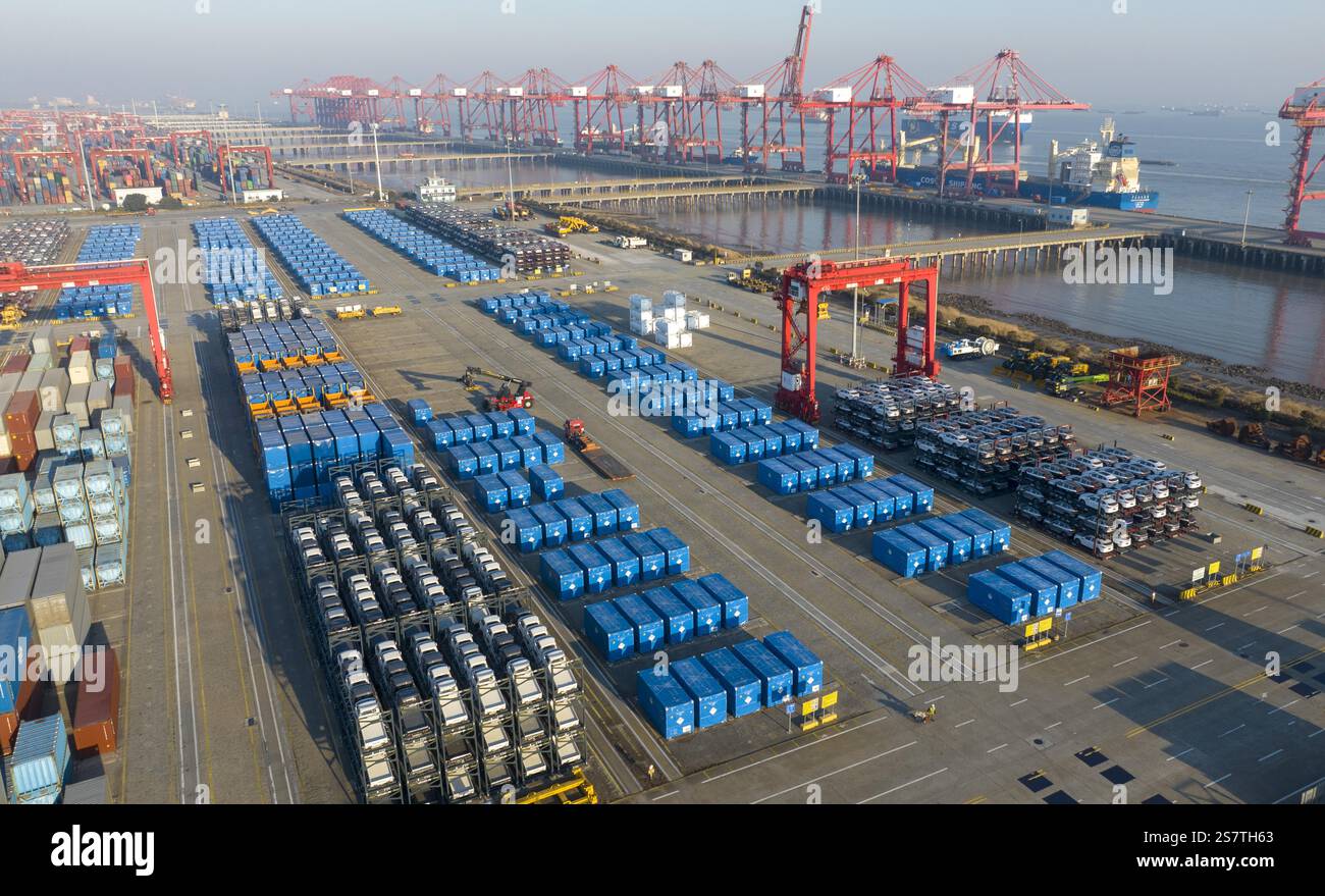 Aerial photo shows the container terminal of Taicang Port, Suzhou City ...