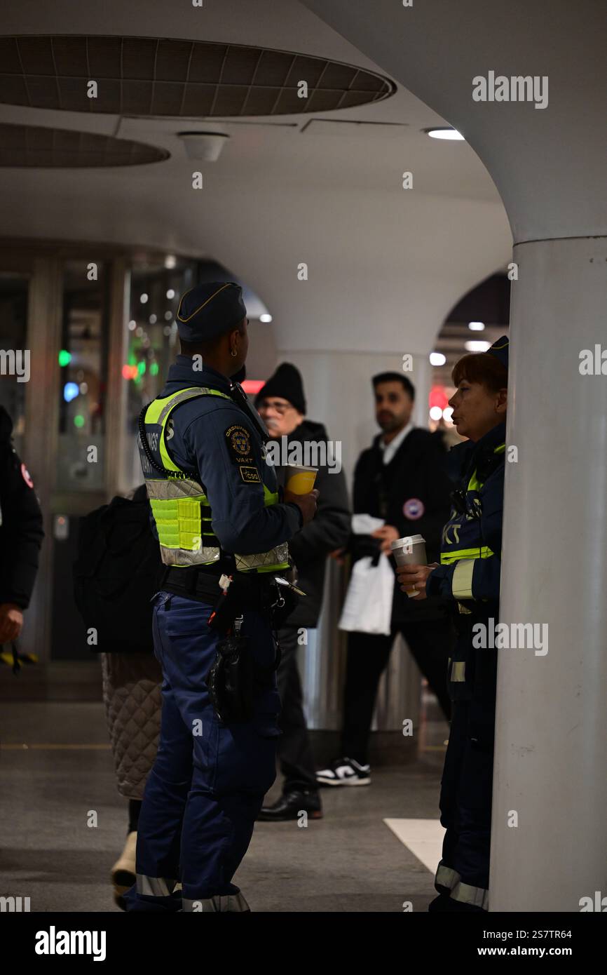 Stockholm, Uppland, Sweden. January 2 2025. Security guards in the subway Stock Photo - Alamy