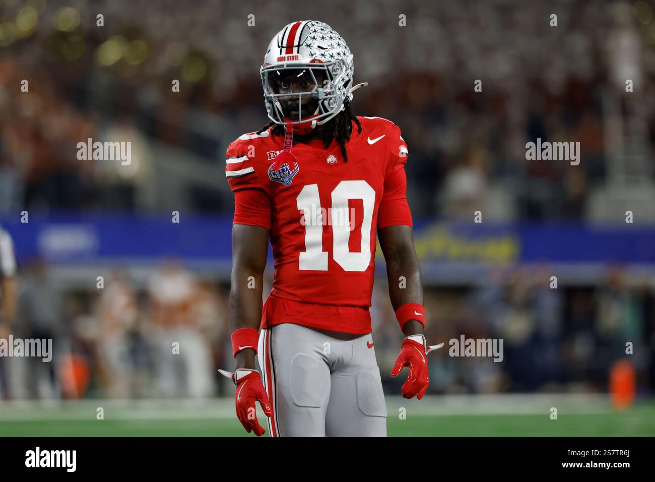Ohio State defensive back Denzel Burke (10) lines up for the snap ...