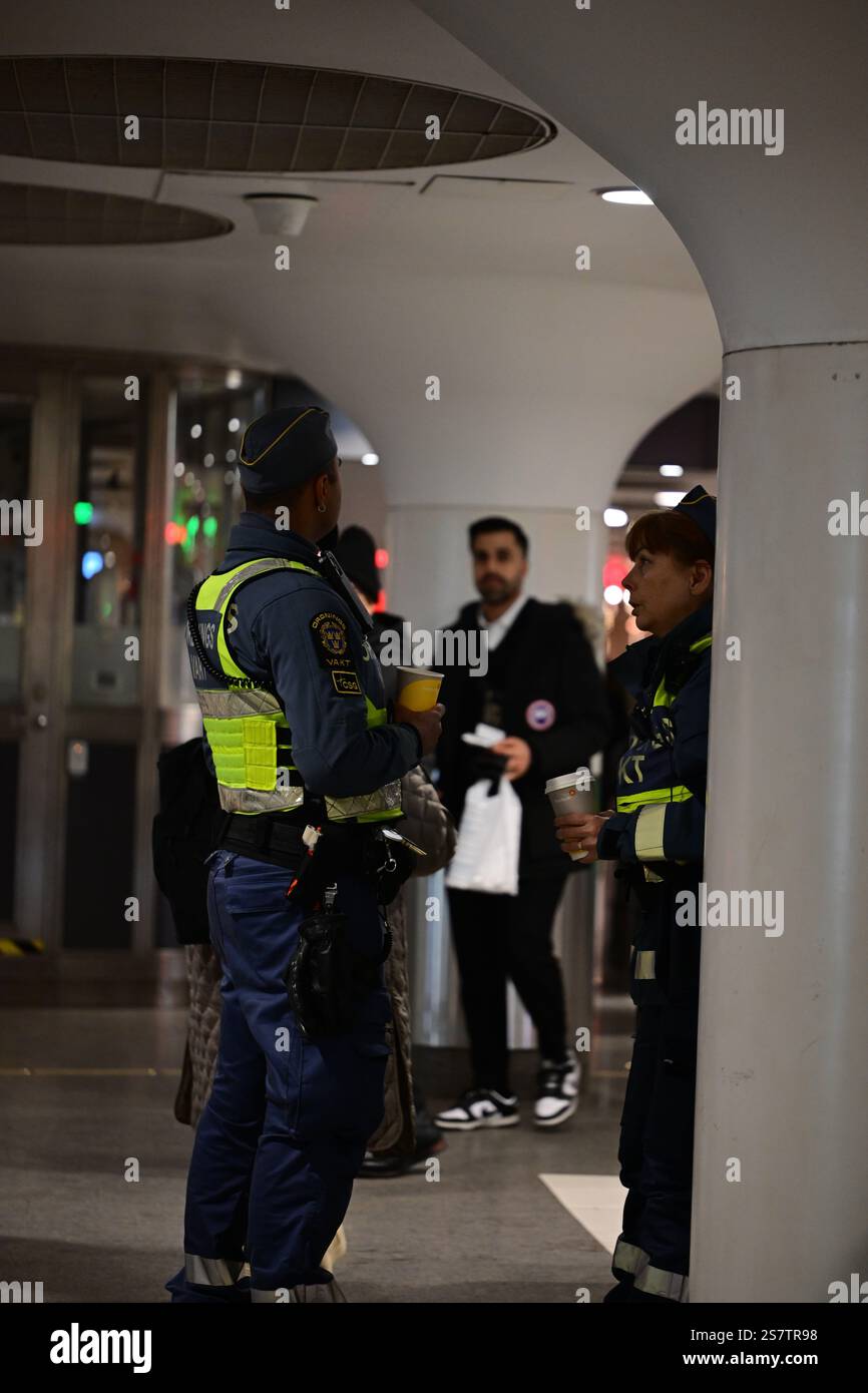 Stockholm, Uppland, Sweden. January 2 2025. Security guards in the subway Stock Photo - Alamy