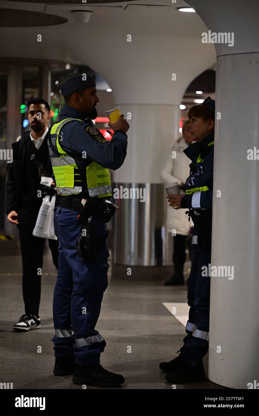 Stockholm, Uppland, Sweden. January 2 2025. Security guards in the subway Stock Photo - Alamy