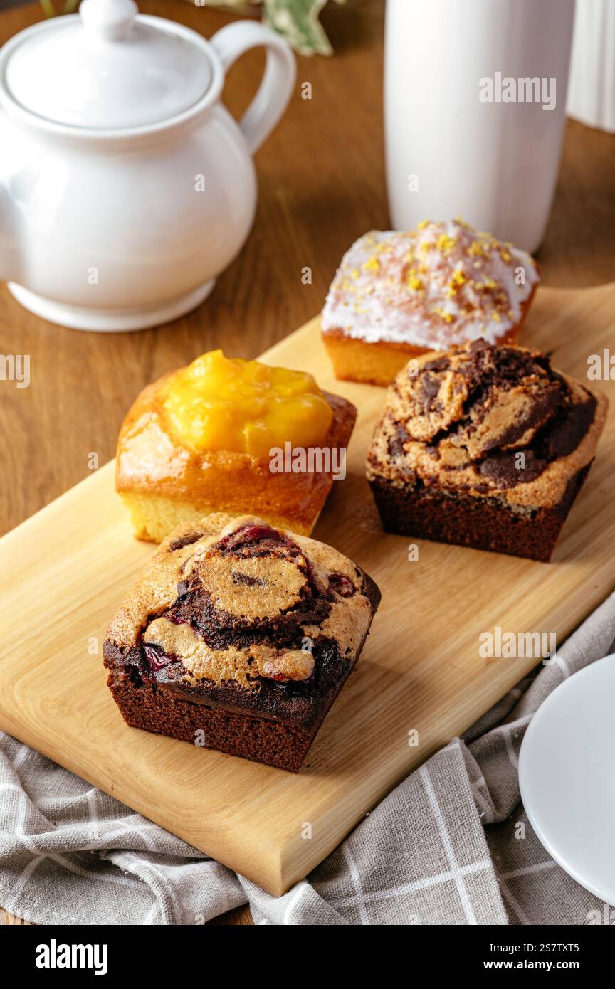 Assorted fresh cream cakes hi-res stock photography and images - Alamy