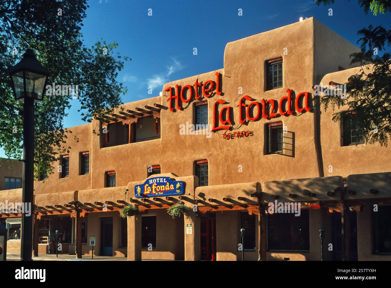 Hotel La Fonda, adobe building at Plaza in Taos, New Mexico, USA Stock ...