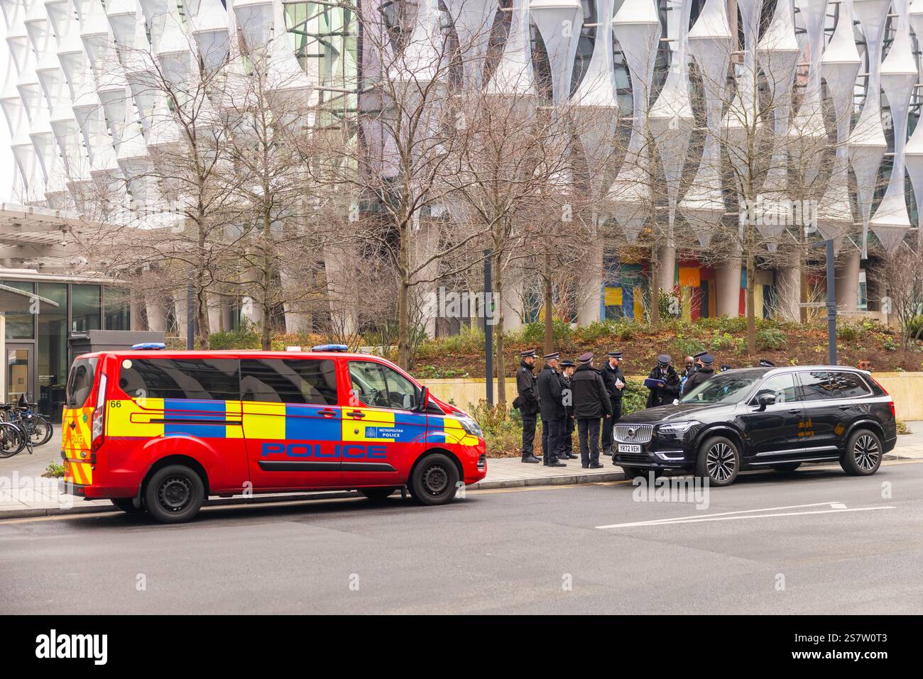 London, UK. 20 JAN, 2025 Police prepare for demonstrations outside the ...