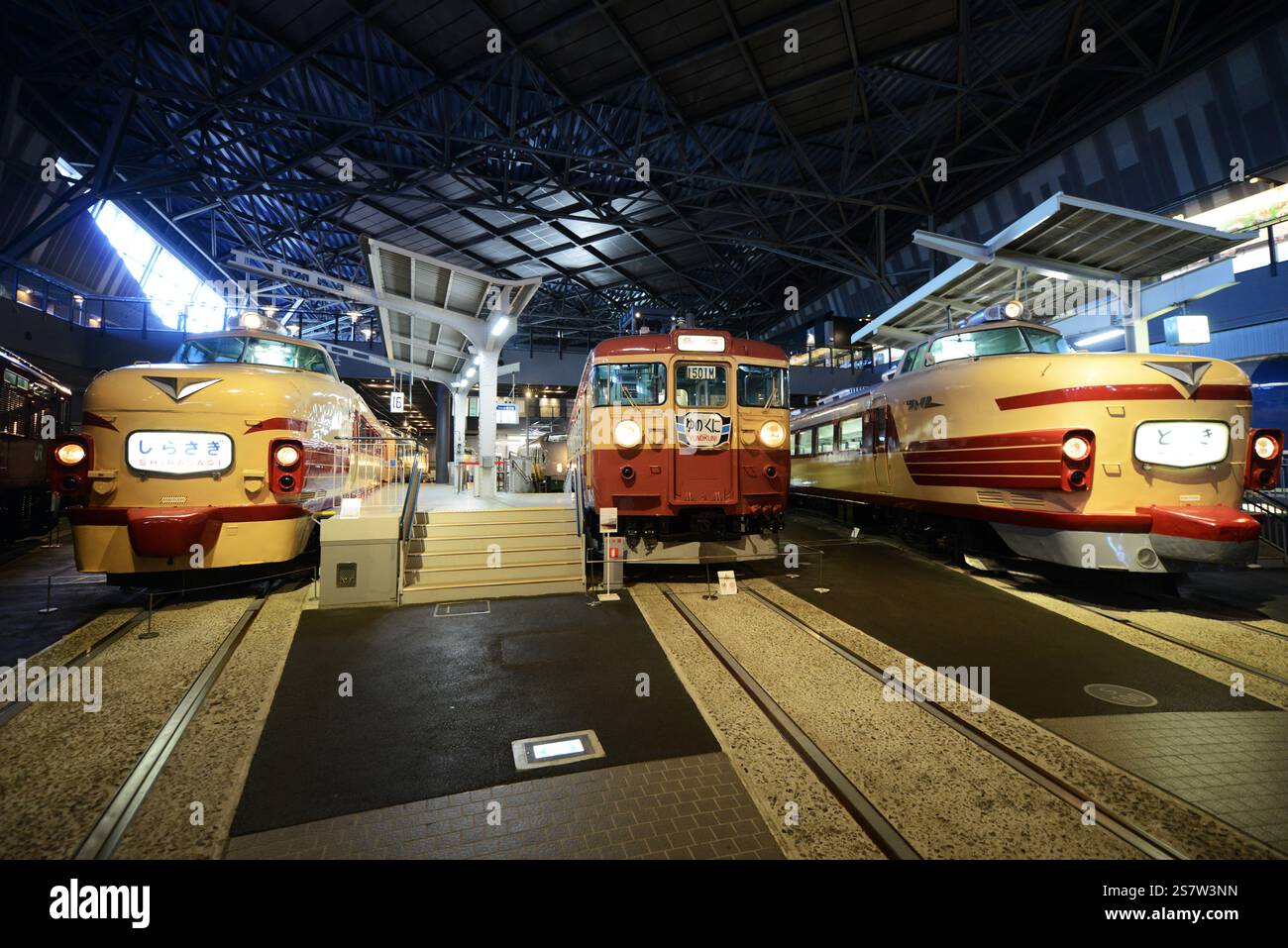 A JNR class 181 EMU Kuha 181-45 displayed at the Railway museum in ...