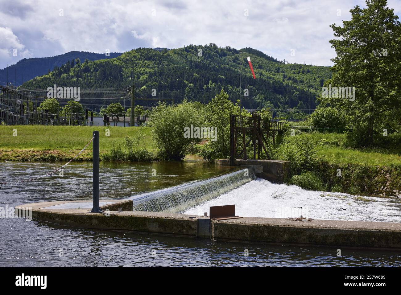 River Kinzig, weir, power generation, hydropower plant, hilly landscape ...