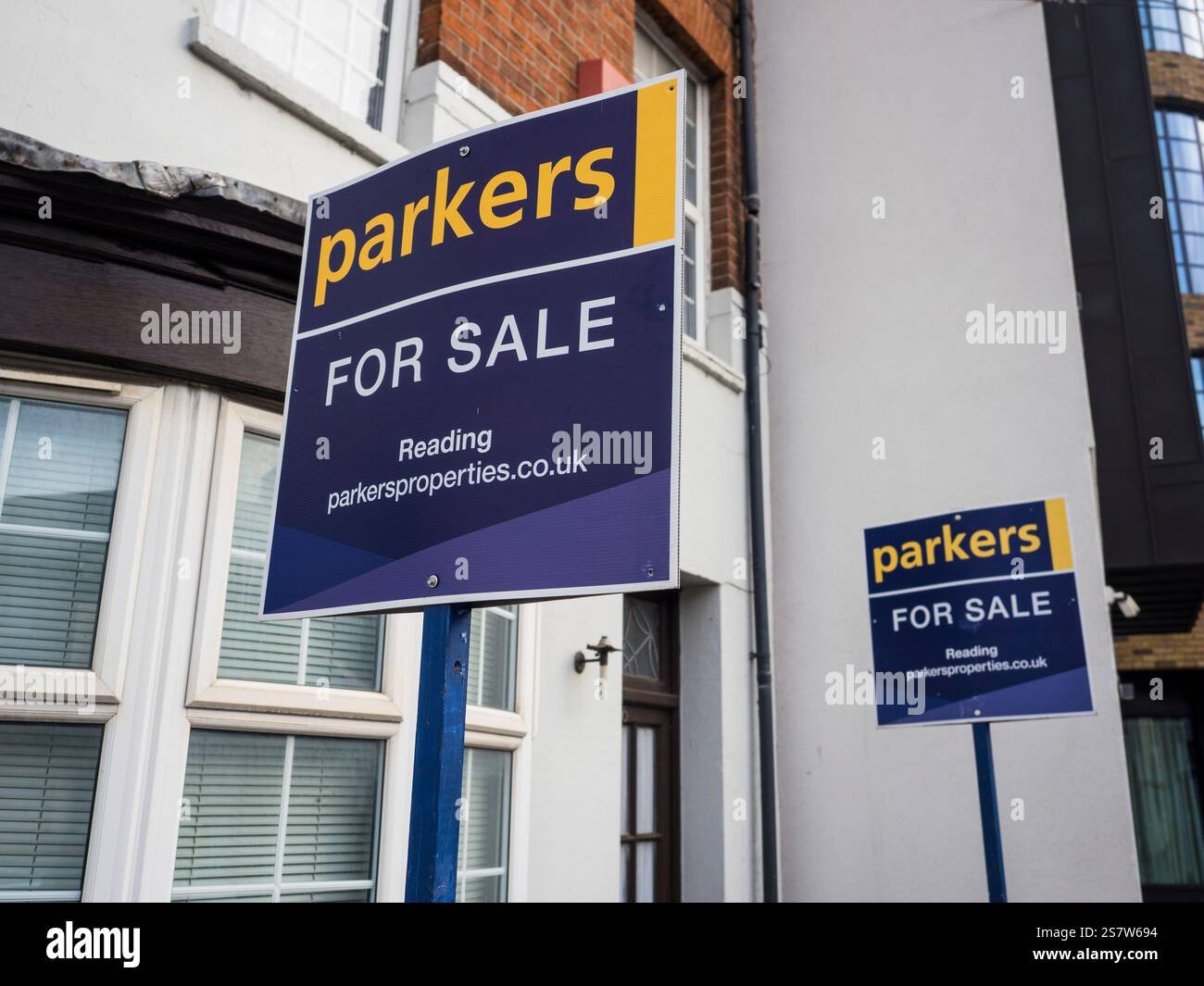 For Sale Sign, Estate Agent Board, Reading, Berkshire, England, UK, GB ...