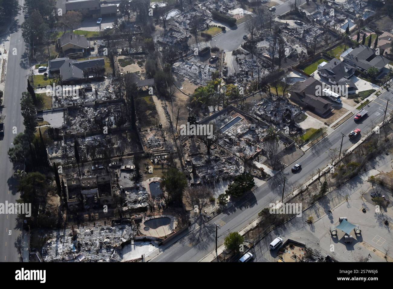 Los Angeles, United States. 19th Jan, 2025. Homes burned to the ground ...